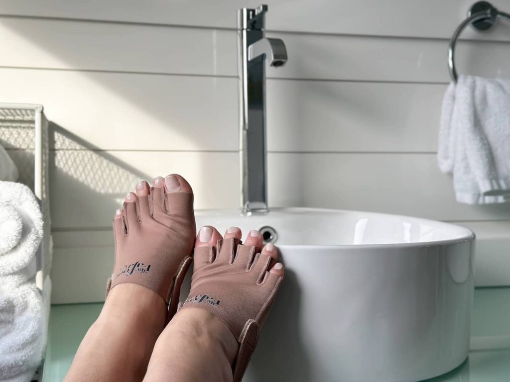 Foot Compression Socks - What Are They & What Do They Do?